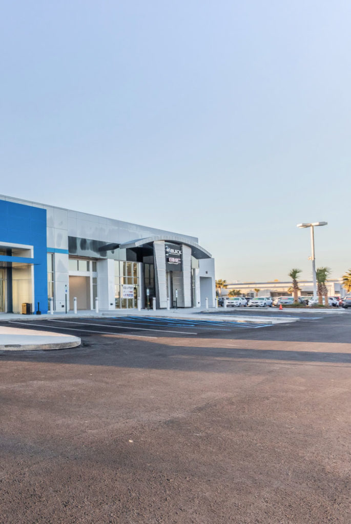 Courtesy Automotive - Manuel Commercial